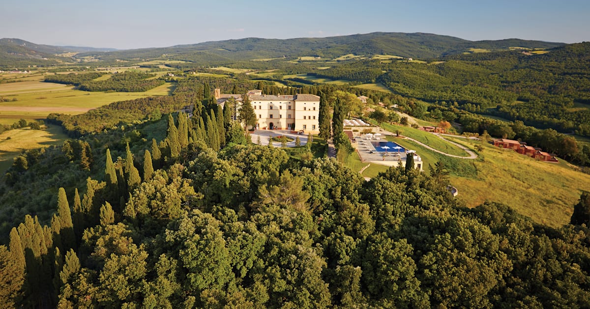 Luxury Holiday Homes in Tuscany | Travel with Exclusive Resorts
